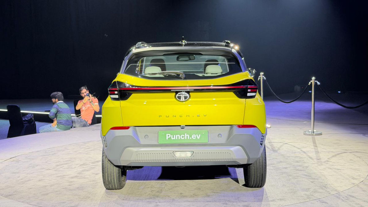 2026 Tata Punch EV Facelift Vs Old Tata Punch EV: Interior, Exterior ...