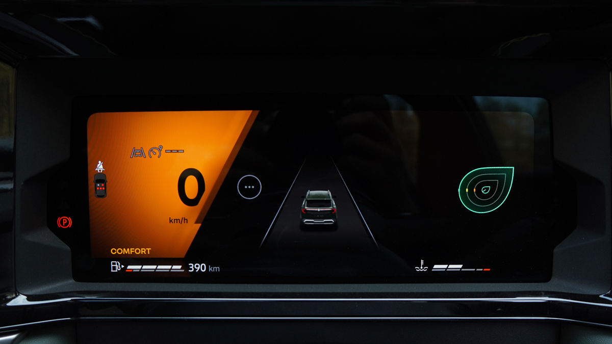 2026 Renault Duster Vs MG Astor: Dimensions, Features, Powertrain And ...