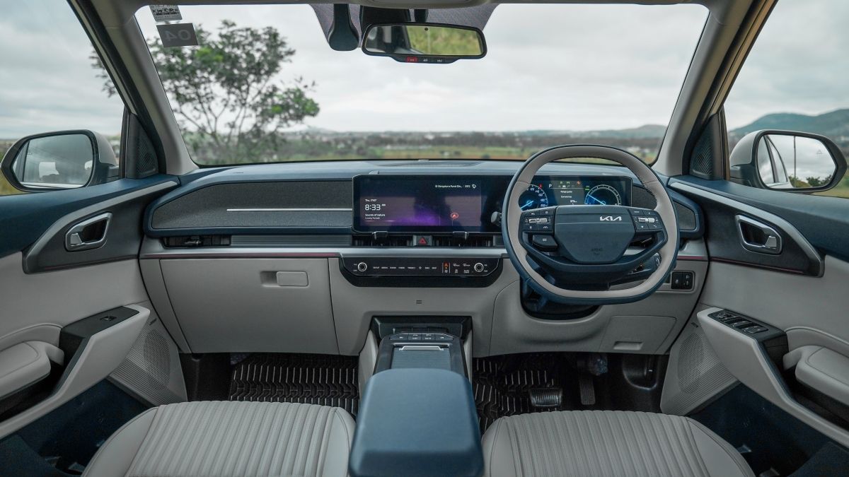 Kia Launches Battery-as-a-Service Programme For 2026 Carens Clavis EV ...