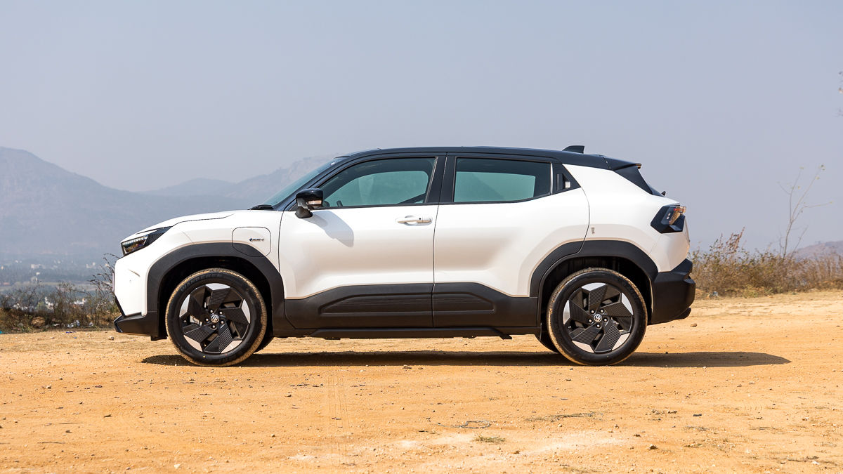 2026 Toyota Urban Cruiser Ebella Launched, Top-Variant Prices Announced ...