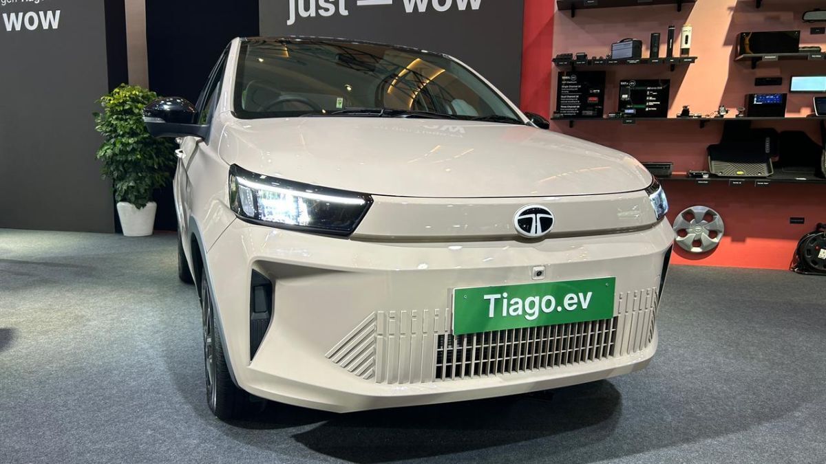2026 Tata Tiago EV Facelift Booking Details: Booking Process, Amount ...