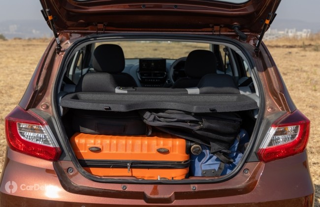 Tata Tiago EV Price - Features, Images, Colours & Reviews