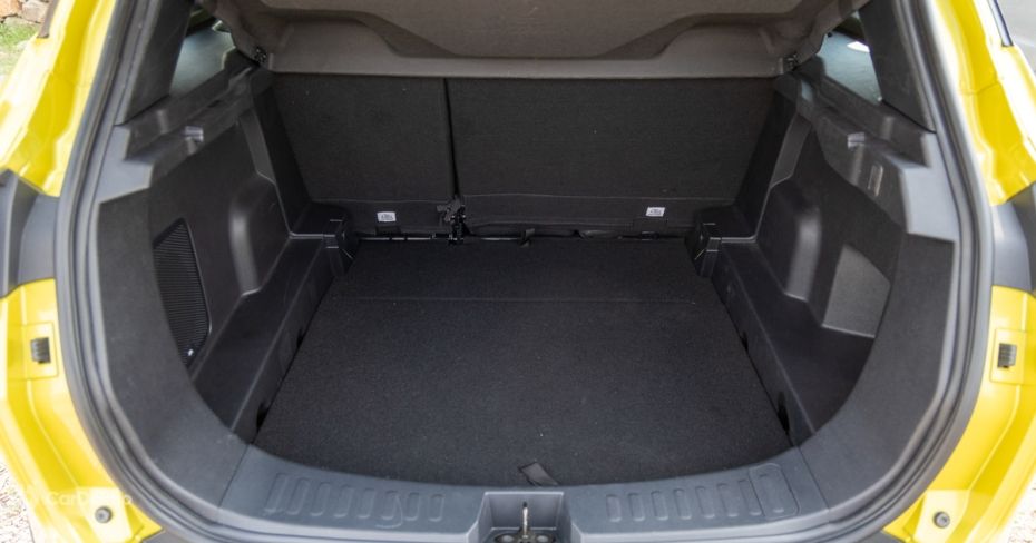 Tata Harrier Price - 5 seater SUV Images, Colours & Reviews