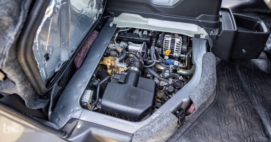 Maruti Suzuki Eeco Price - Features, Images, Colours & Reviews