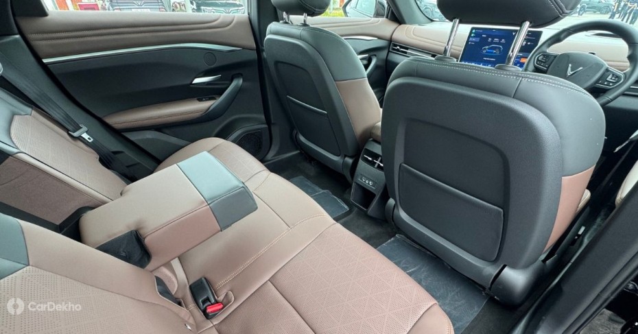 VinFast VF7 Price - Features, Images, Colours & Reviews