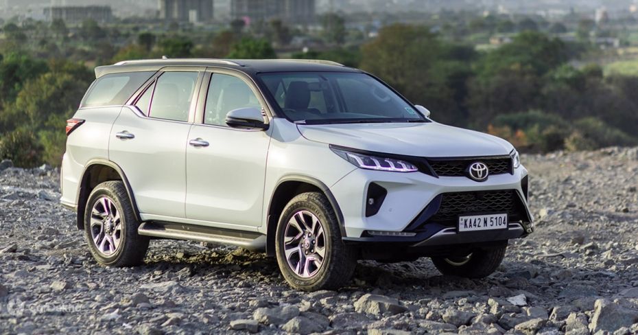 Toyota Fortuner Legender Price - Features, Images, Colours & Reviews