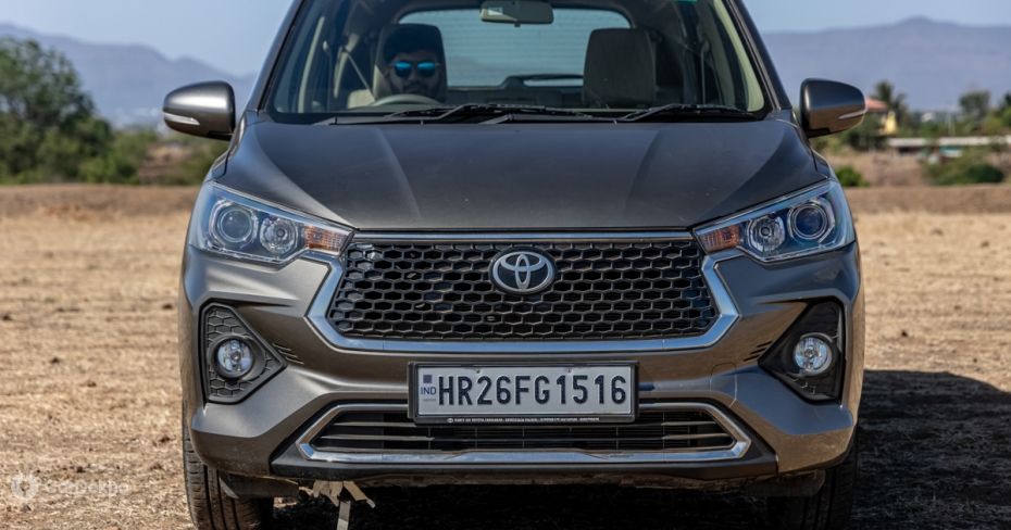 Toyota Rumion Price - Features, Images, Colours & Reviews