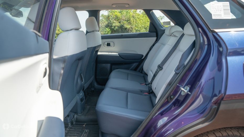 Hyundai Venue Price - Features, Images, Colours & Reviews