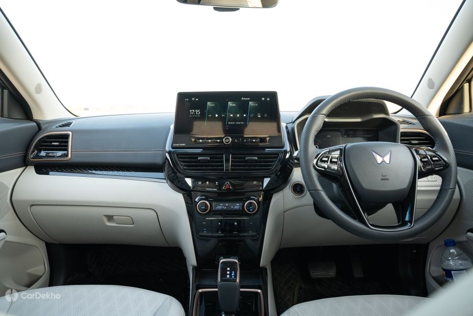 Mahindra XUV 3XO EV Price - Features, Images, Colours & Reviews